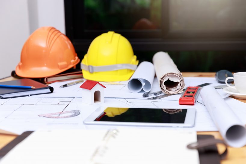 How to Manage Multiple Contractors in the Workplace | Ruhl Insurance